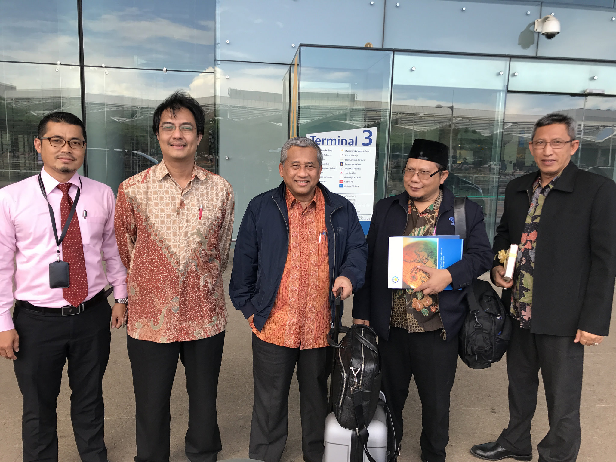 Syarahan umum Prof. Dr. Ir. Mohammad Nuh: “Membangun Sinergi Generasi ...