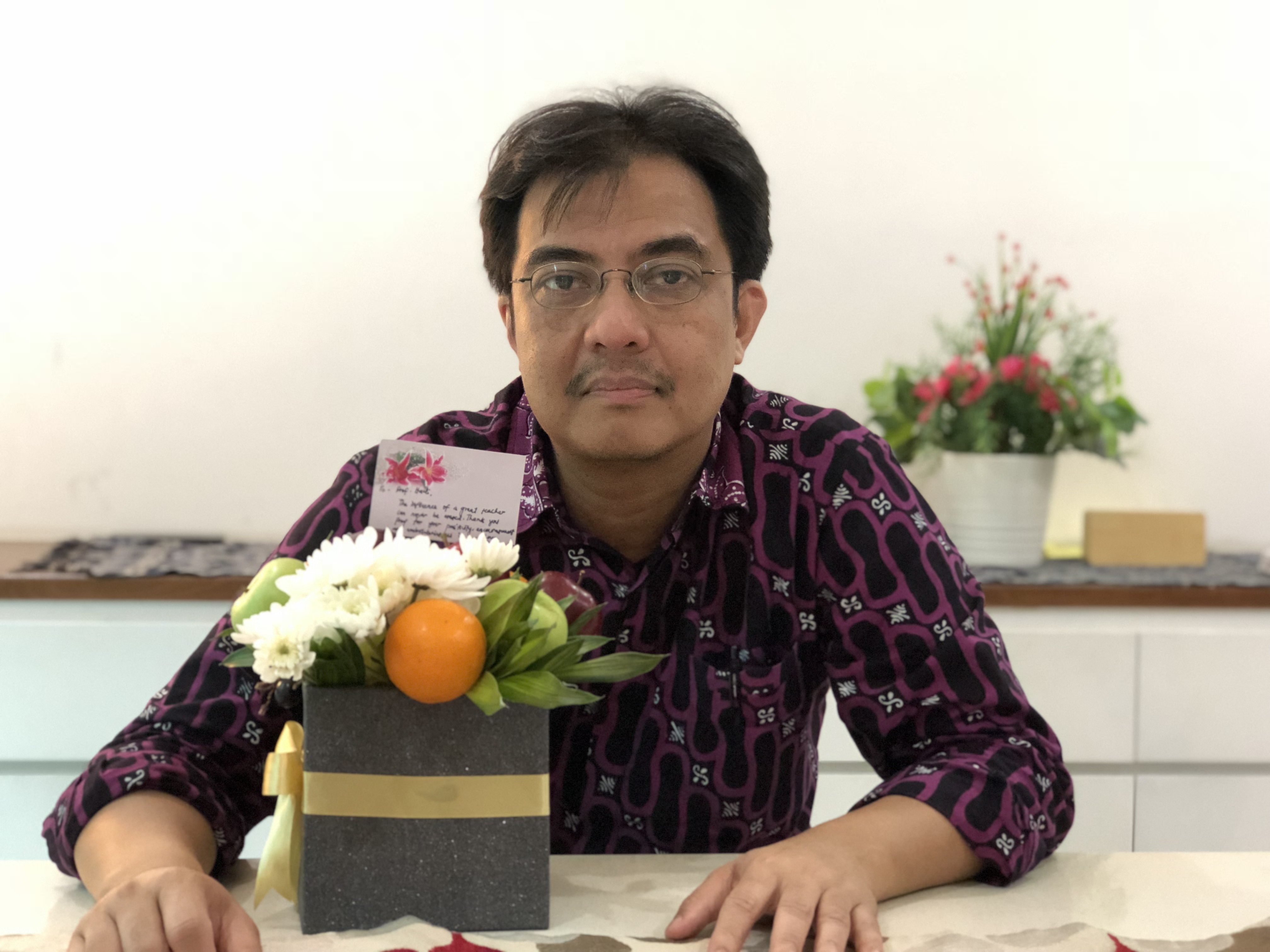 Hadi Nur - Born in 1969. Online since 1999. - Terima kasih Dr. Izzati ...