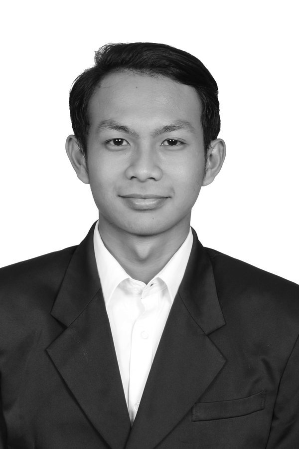 Hadi Nur - Born in 1969. Online since 1999. - Current final year ...